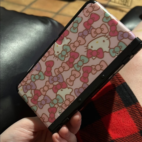 Sanrio | Video Games & Consoles | Hello Kitty Nintendo 3ds Xl System ...